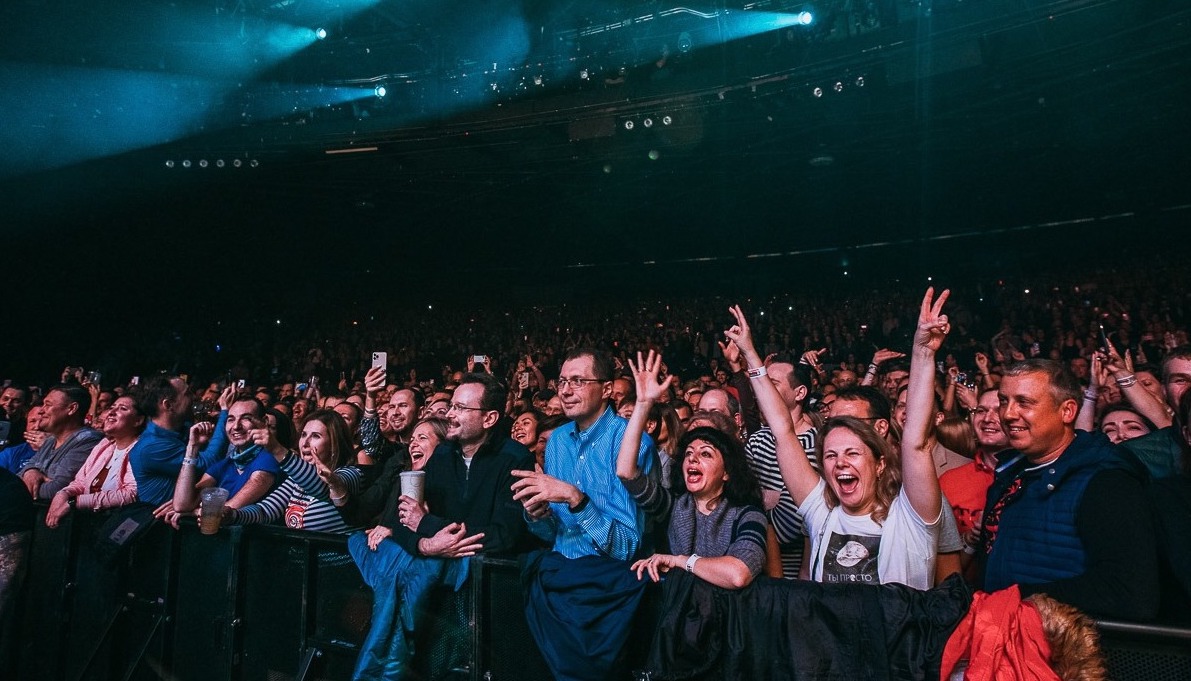 Top 11 Vintage Concert T Shirts Every Music Fan Should Own
